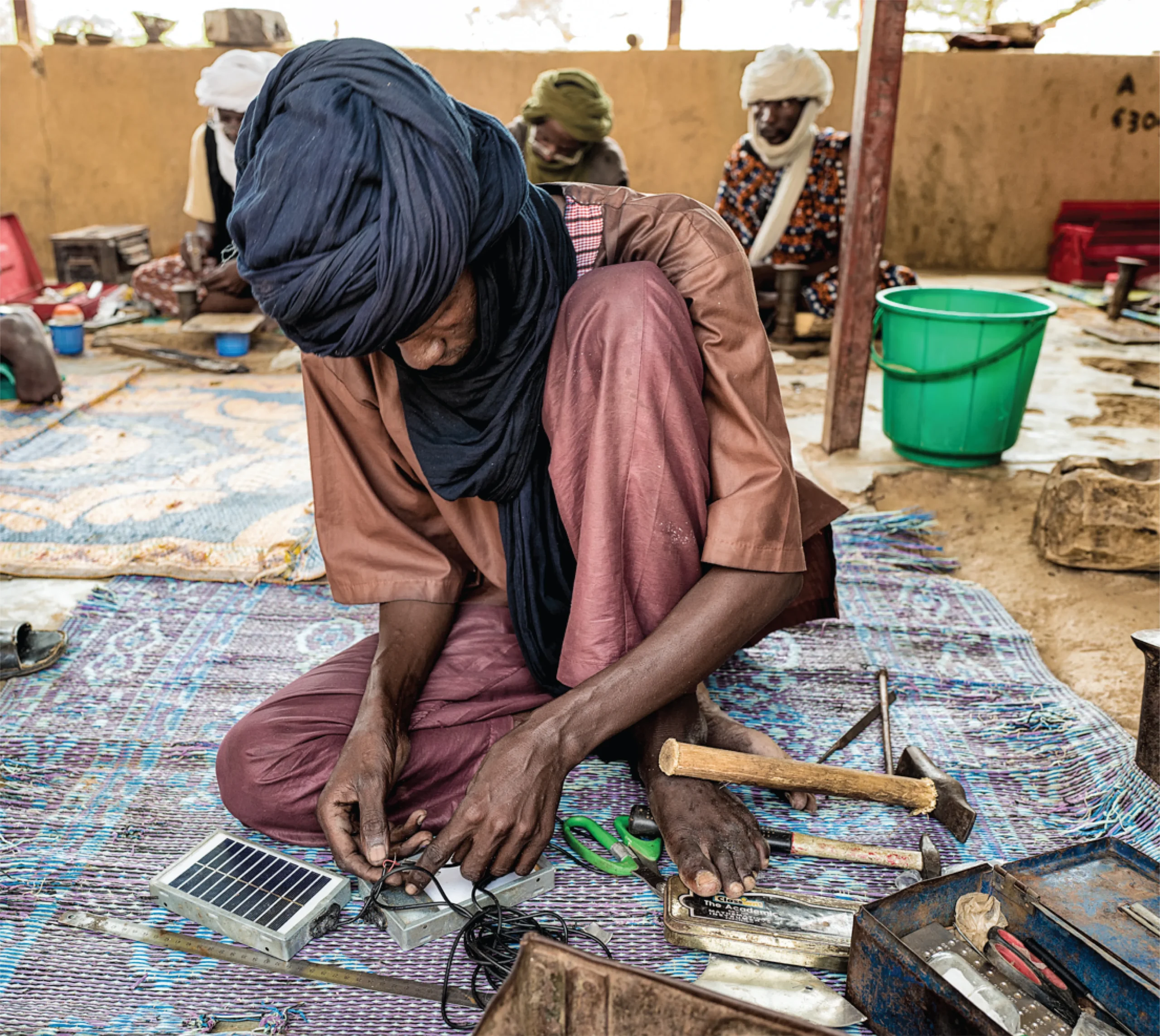 Is This the Time for the Off-Grid Solar Industry to Embrace the Right to Repair? - Efficiency ...